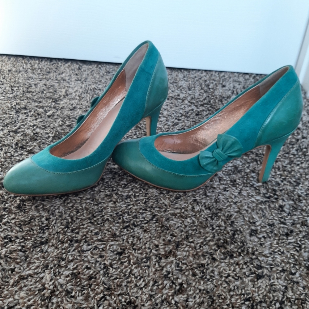 Anthropology Miss Albright Leather And Suede Heals - Gem